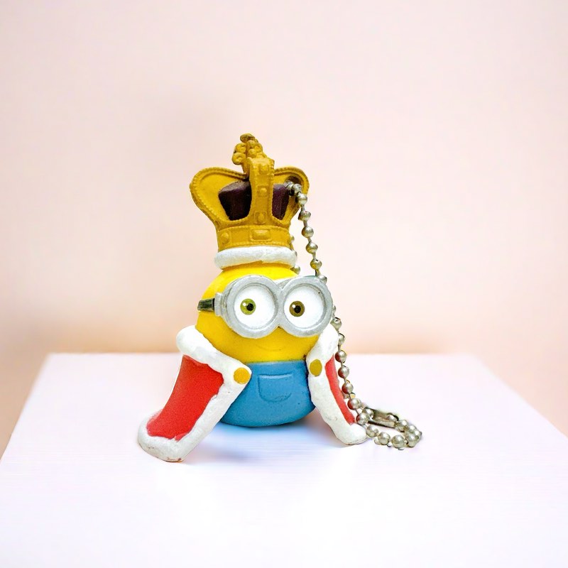 USJ Minion King Bob Keychain **limited edition , Hobbies & Toys, Toys ...