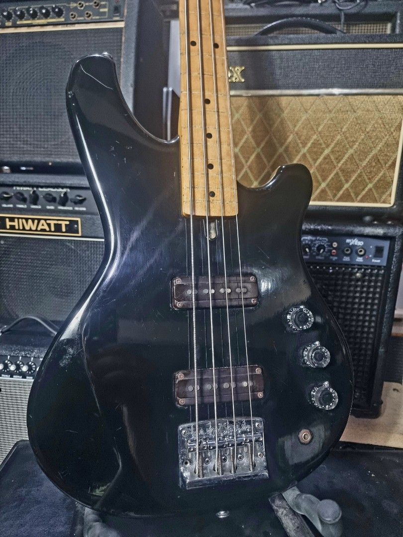 Vintage yamaha super bass 500s mij, Hobbies & Toys, Music & Media ...