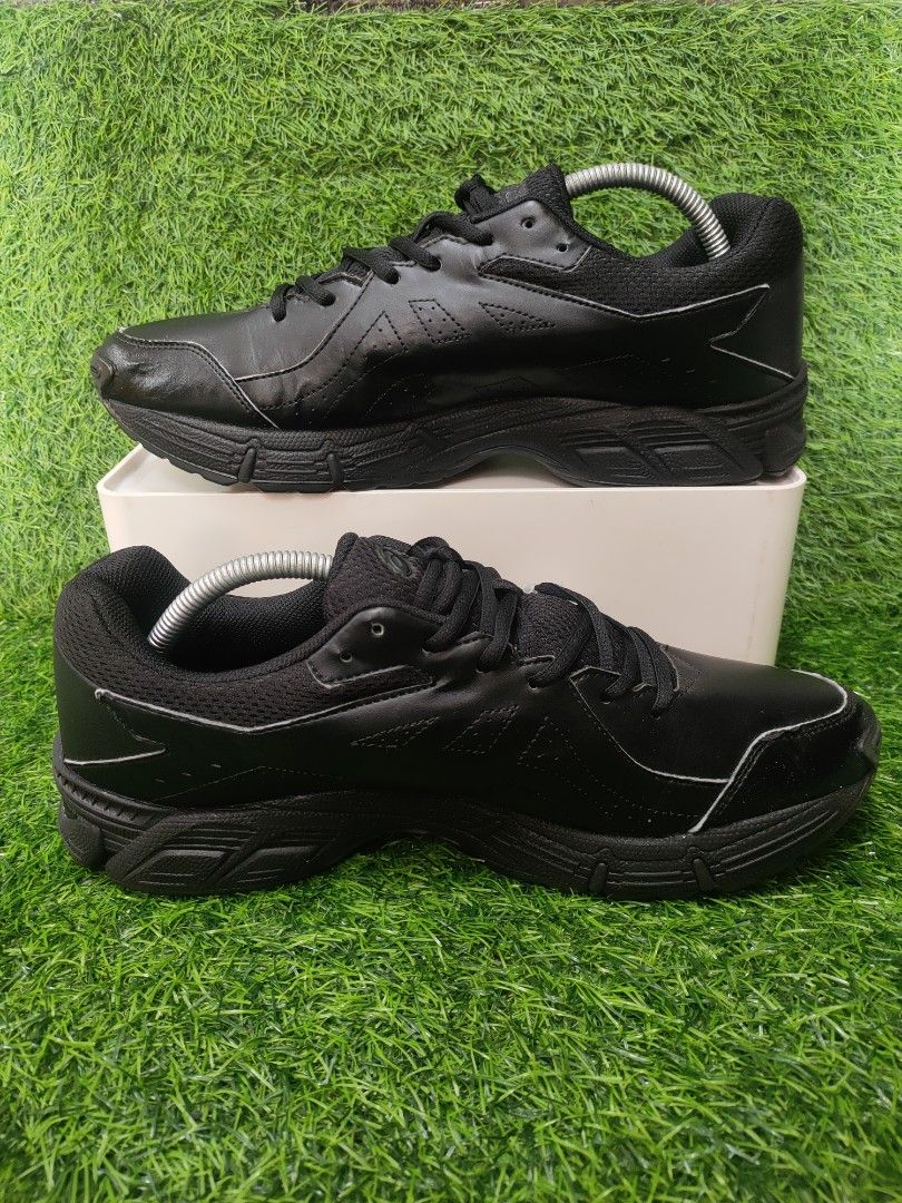 ASICS FULL BLACK 9UK, Men's Fashion, Footwear, Sneakers on Carousell