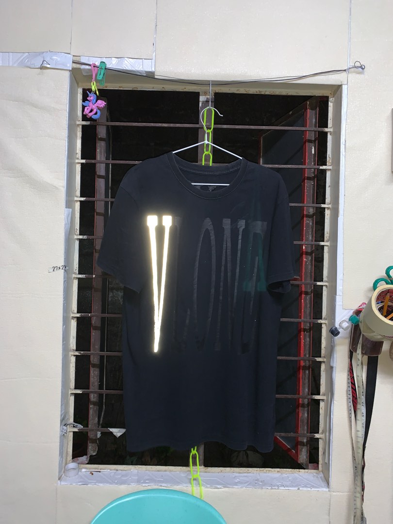 (AUTHENTIC) VLONE, Luxury, Apparel on Carousell