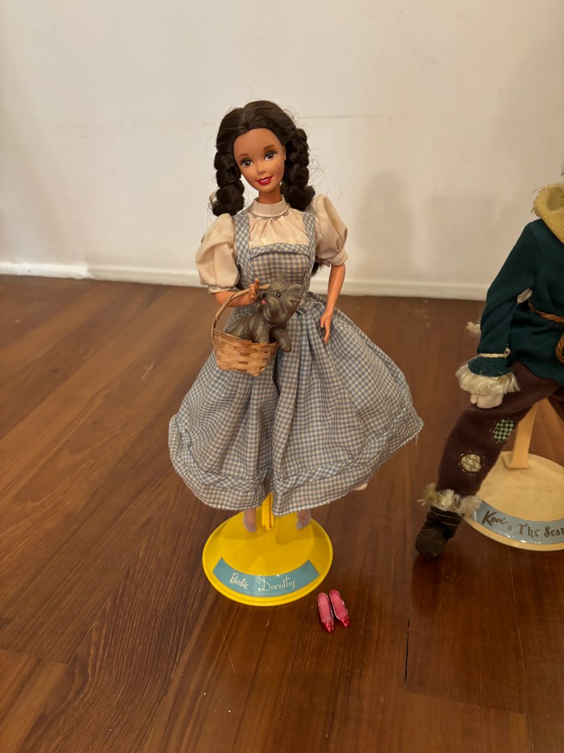 Barbie As Dorothy Wizard Of Oz 1994 Hollywood Legends Collection