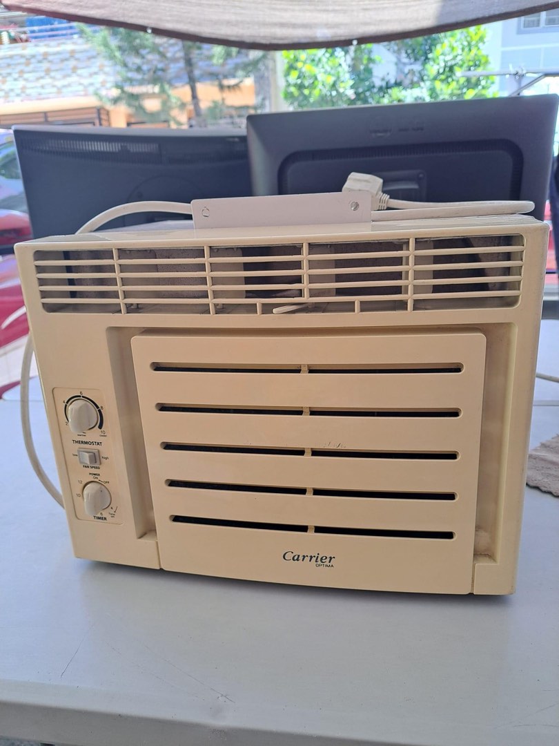 Carrier Optima Window Type Aircon .5 hp, TV & Home Appliances, Air ...