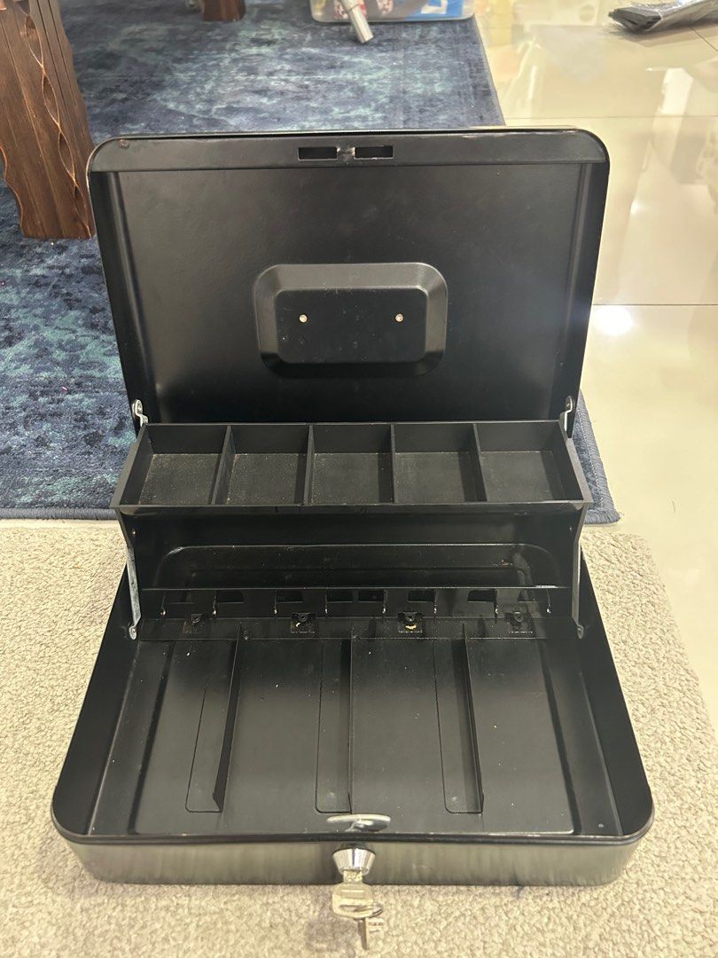 cash register box, Everything Else, Others on Carousell