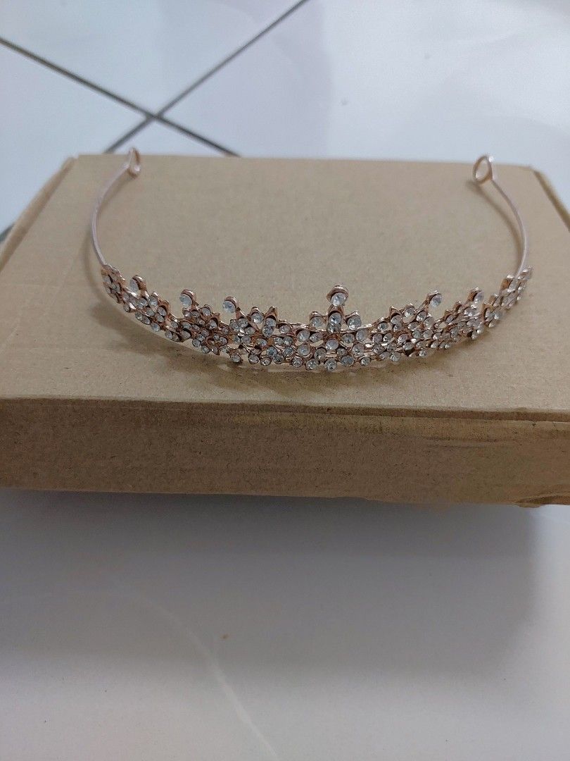 Crown Nikah Sanding /Bridal crown, Women's Fashion, Watches ...