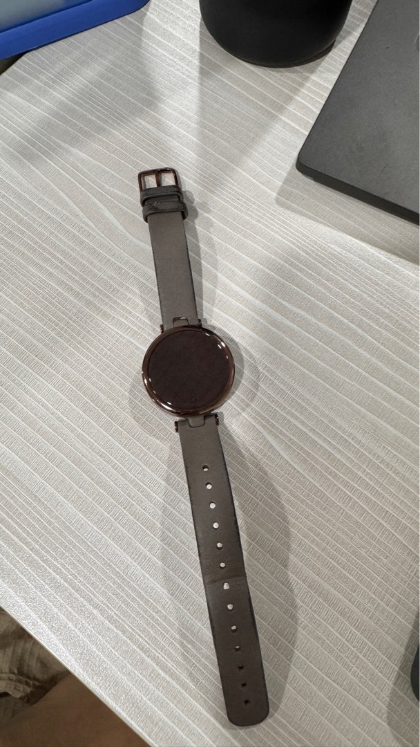 GARMIN Lily - Leather Cocoa Paloma, Fesyen Wanita, Jam Tangan di Carousell