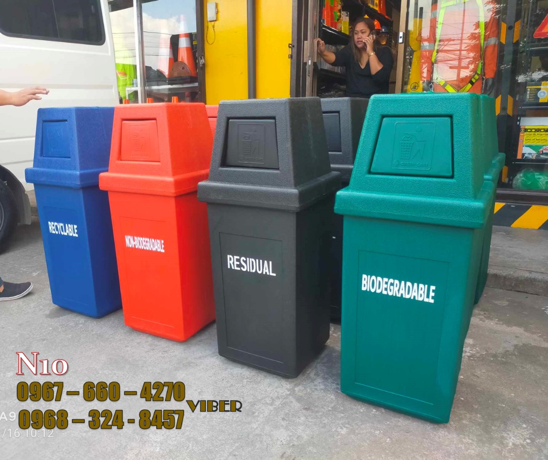 hooded trash bin medium 75 liters, Furniture & Home Living, Cleaning ...