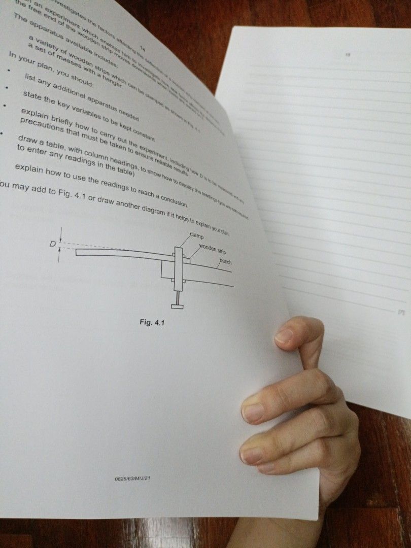 IGCSE PHYSICS PAPER 6 PAST YEAR PAPER, Hobbies & Toys, Books ...