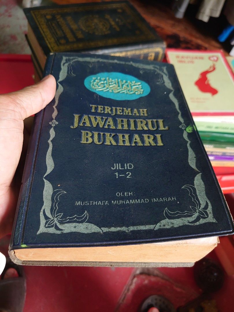 kitab kitab lama / buku, Hobbies & Toys, Books & Magazines, Religion Books on Carousell