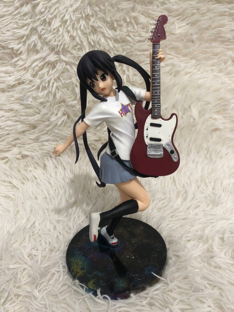 K-ON! - Azusa Nakano Guitar elite version PM Figure SEGA, Hobbies ...