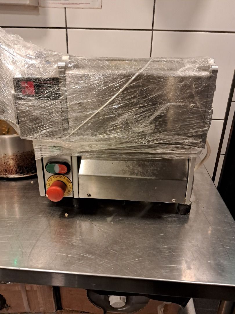 La Monferrina Pasta Machine - Nina 250 - Professional Kitchen, TV ...