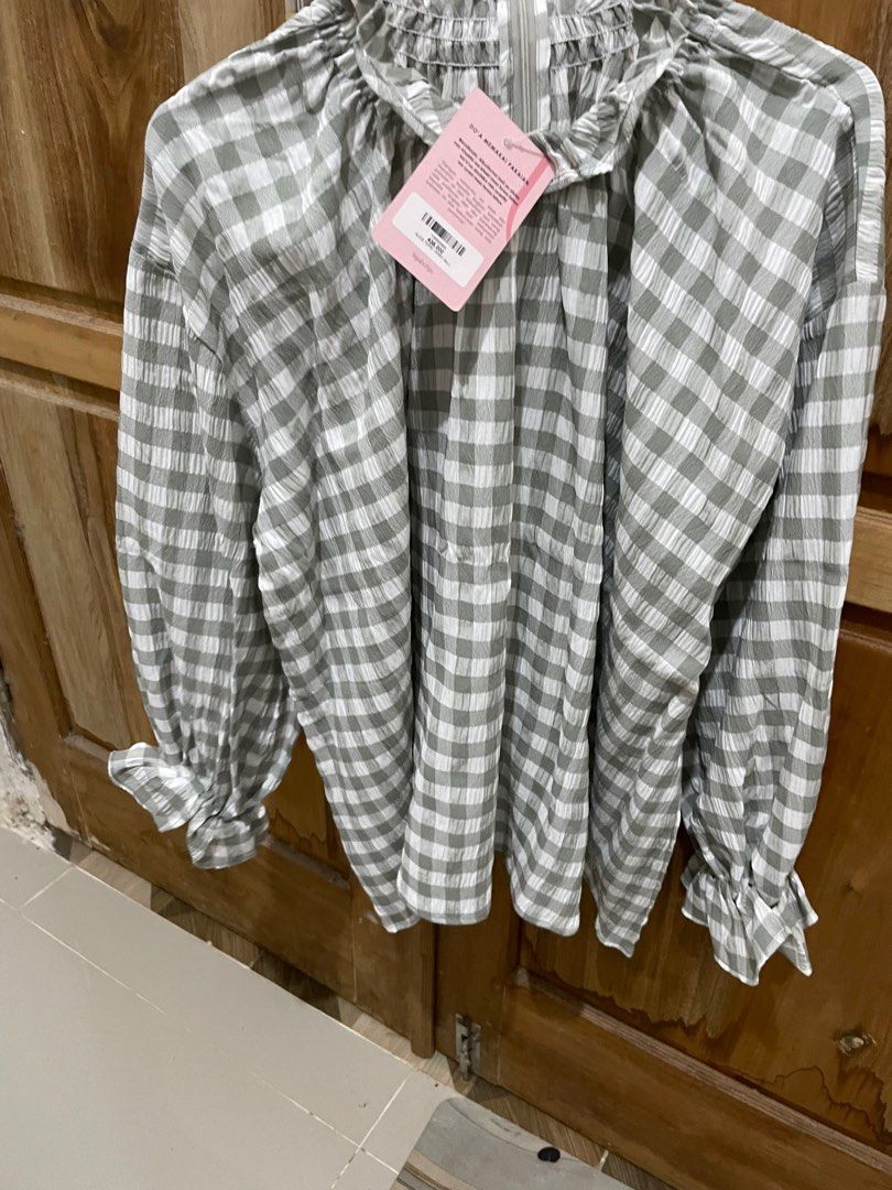 Masih ada tag baru alice tops grey baju brand hijab chic original ...