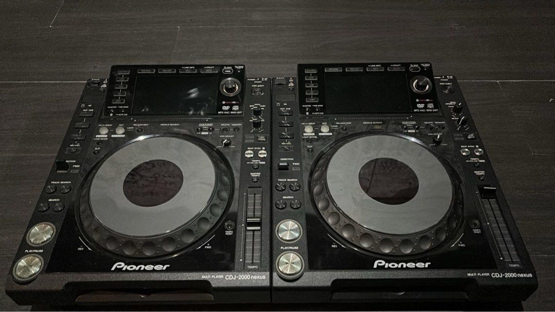 Pioneer cdj 2000 nexus, Hobbies & Toys, Music & Media, Music ...