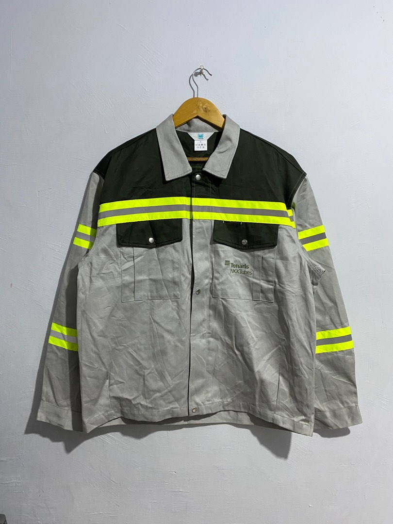 Reflectorized Workwear Jacket, Men's Fashion, Activewear on Carousell