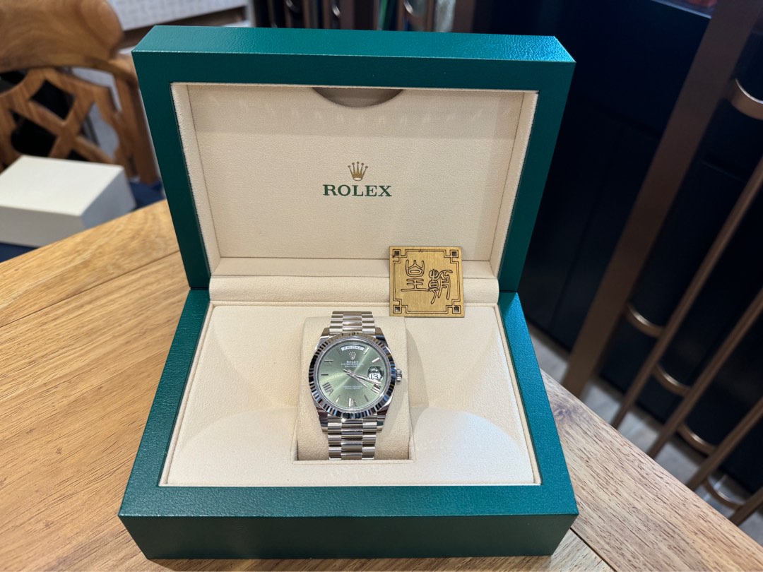 勞力士Rolex 228239 Green 2024全新full set, 名牌, 手錶 - Carousell