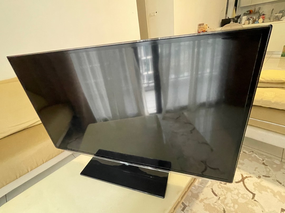 SAMSUNG 5 SERIES 46” SMART LED TV (UA46ES5600), TV & Home Appliances ...