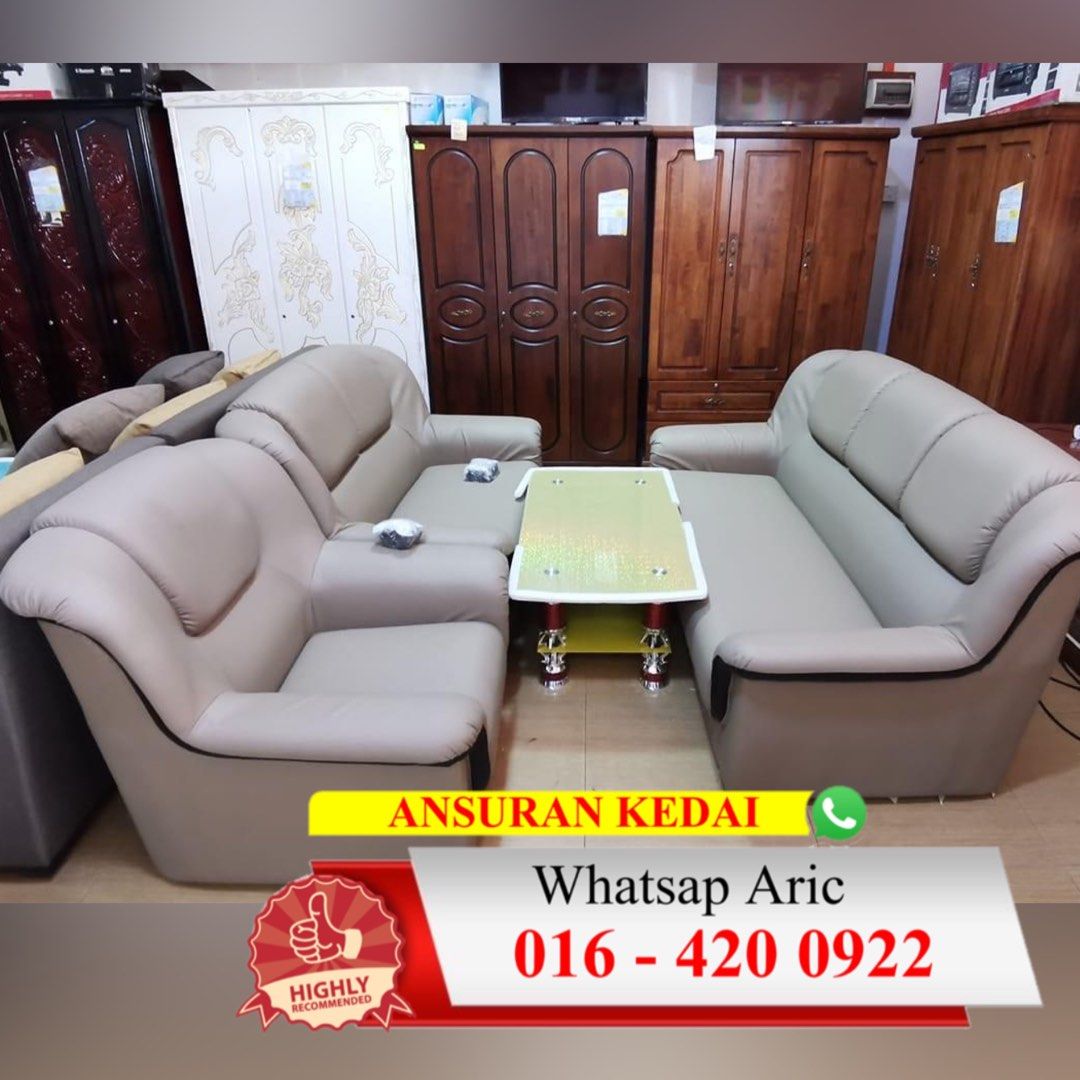 Sofa Ansuran Kedai, Furniture & Home Living, Furniture, Sofas on Carousell