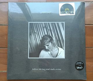 Taylor Swift folklore variant limited Vinyl (SUPER RARE), Hobbies ...