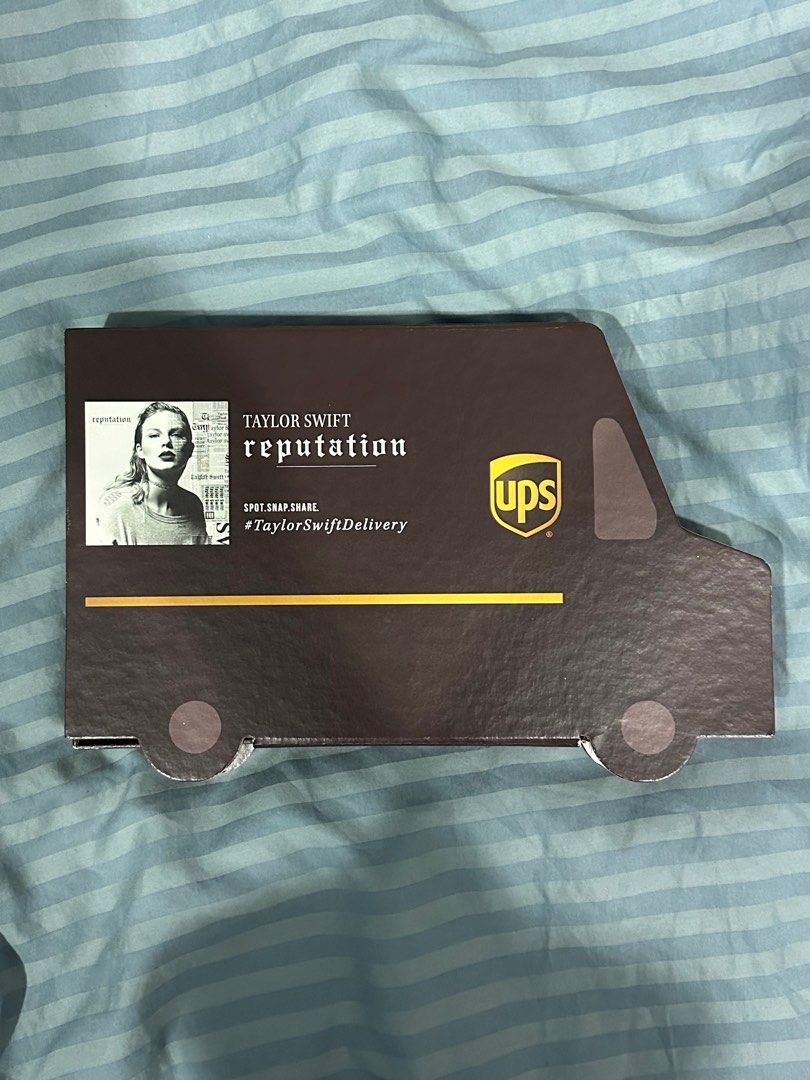 Taylor Swift Reputation UPS Commemorative CD Bundle (Limited Edition ...