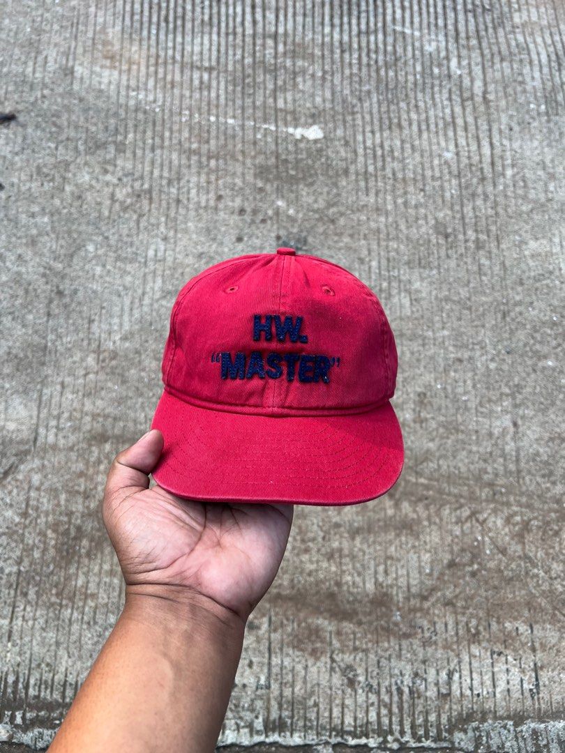 Topi new era x HW master, Fesyen Pria, Aksesoris, Topi di Carousell