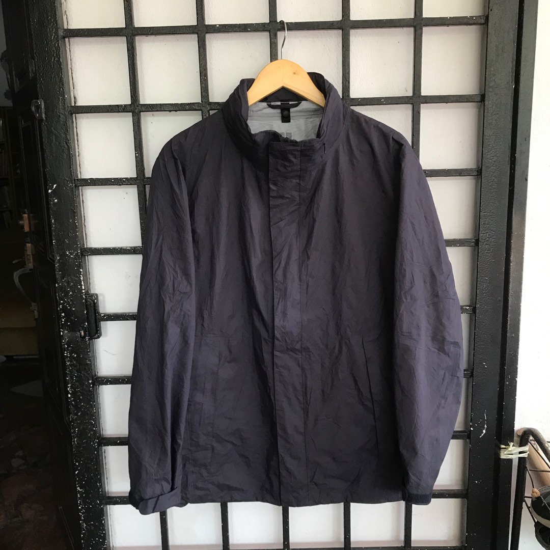 uniqlo jacket, Men's Fashion, Coats, Jackets and Outerwear on Carousell