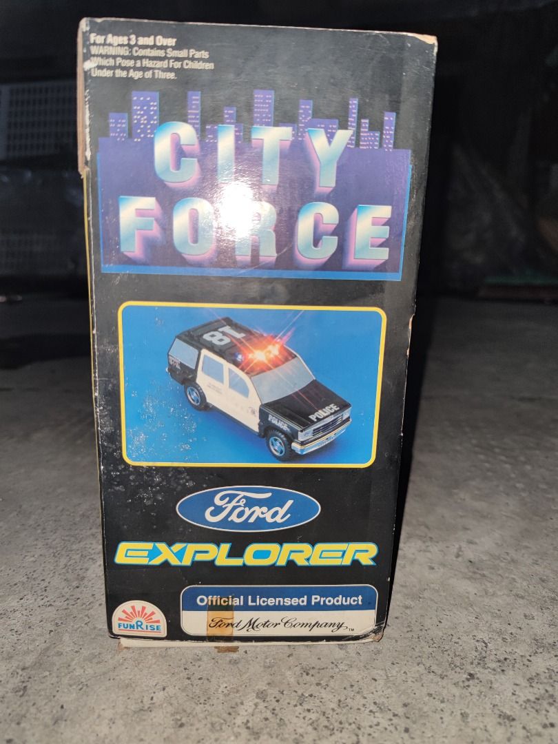 1/24 Vintage Funrise Red Ford Explorer Fire Chief Car Truck 1994 ...