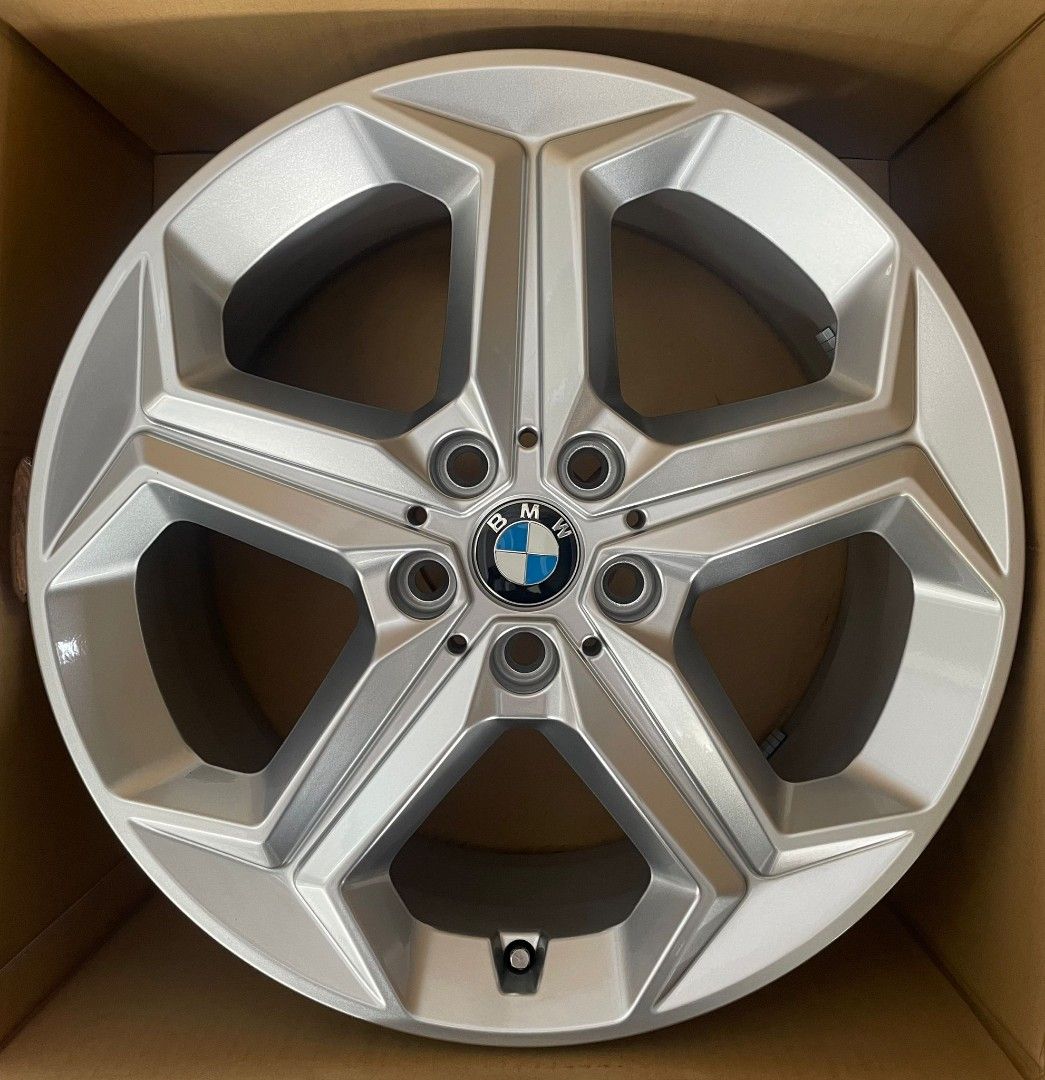 18" Original BMW Rims from BMW X1 2024, Car Accessories, Tyres & Rims ...