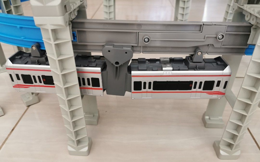 4 Monorail Trains Tomy Plarail - rare!, Hobbies & Toys, Toys & Games on ...