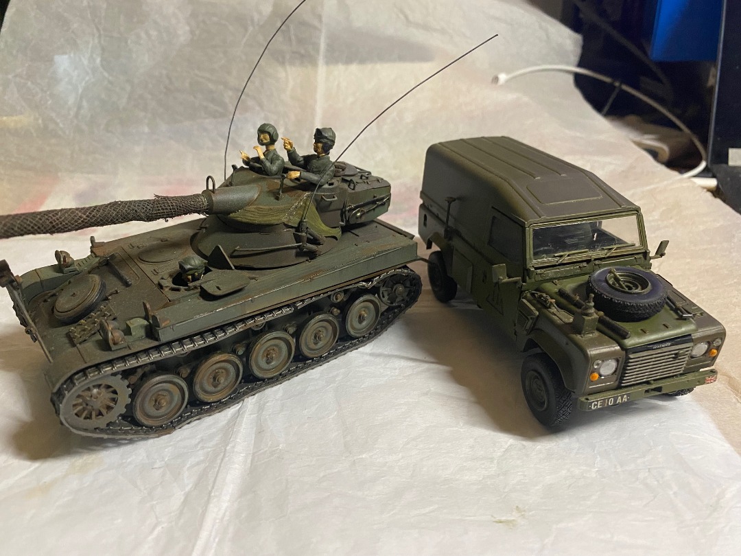 AMX-13 Tank / Defender 110 Hardtop Plastic Model Kits, Hobbies & Toys ...