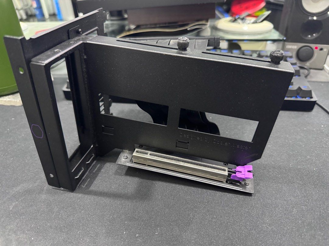 Cooler Master Vertical GPU Holder Kit V2, Computers & Tech, Parts ...