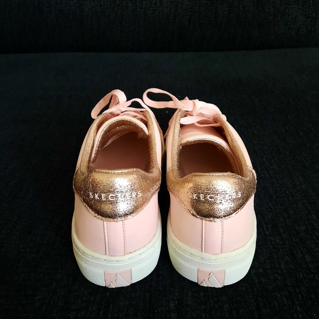 DYLL Skecher Street LA, Women's Fashion, Footwear, Sneakers on Carousell