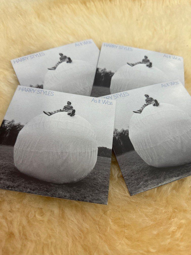 harry styles hand numbered