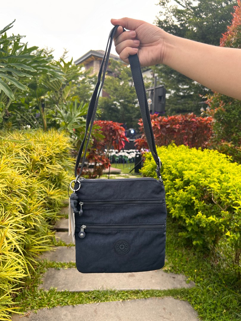 Kipling Keiko Bag, Women's Fashion, Bags & Wallets, Cross-body Bags on ...