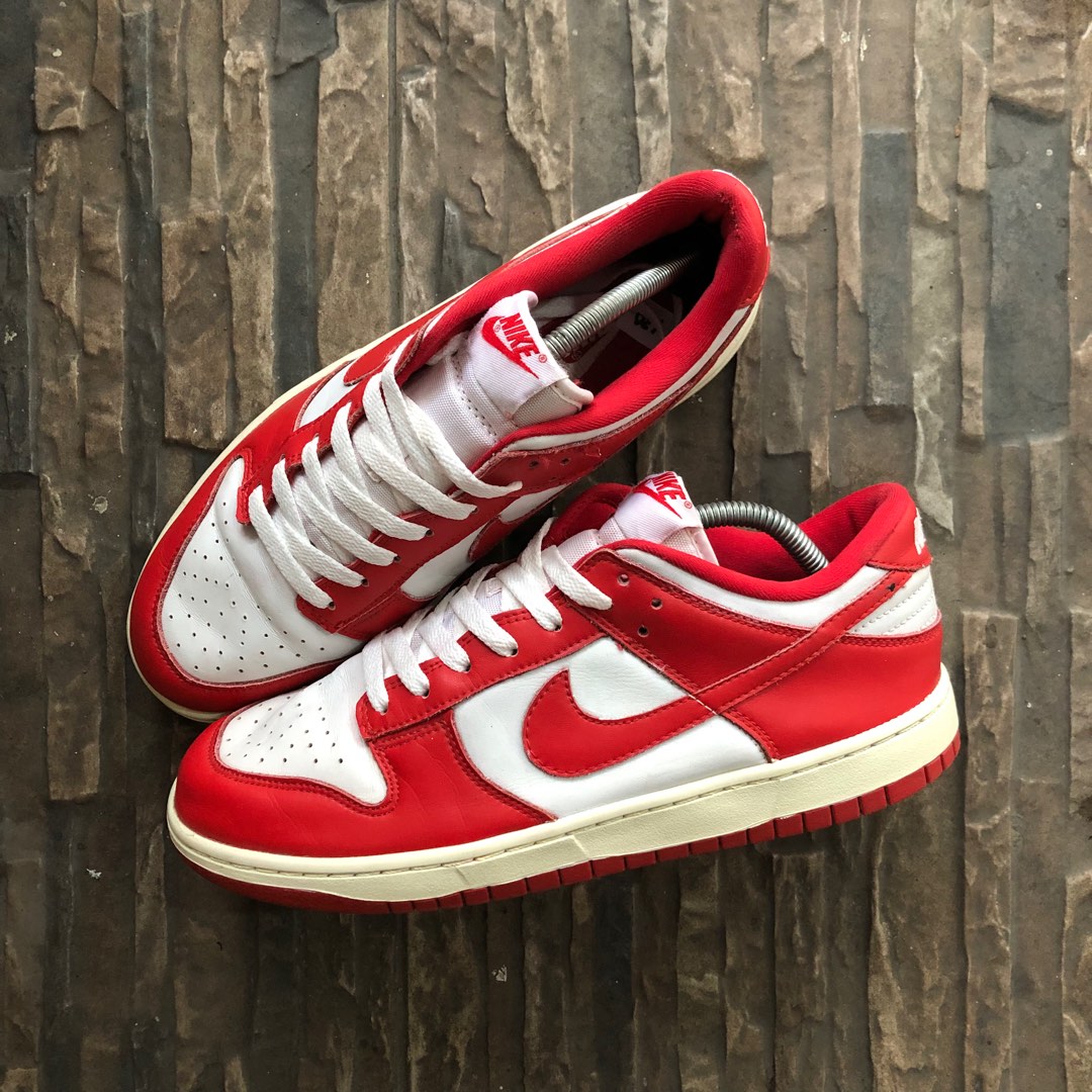 Nike dunk low size 43/27,5 cm, Fesyen Pria, Sepatu , Sneakers di Carousell