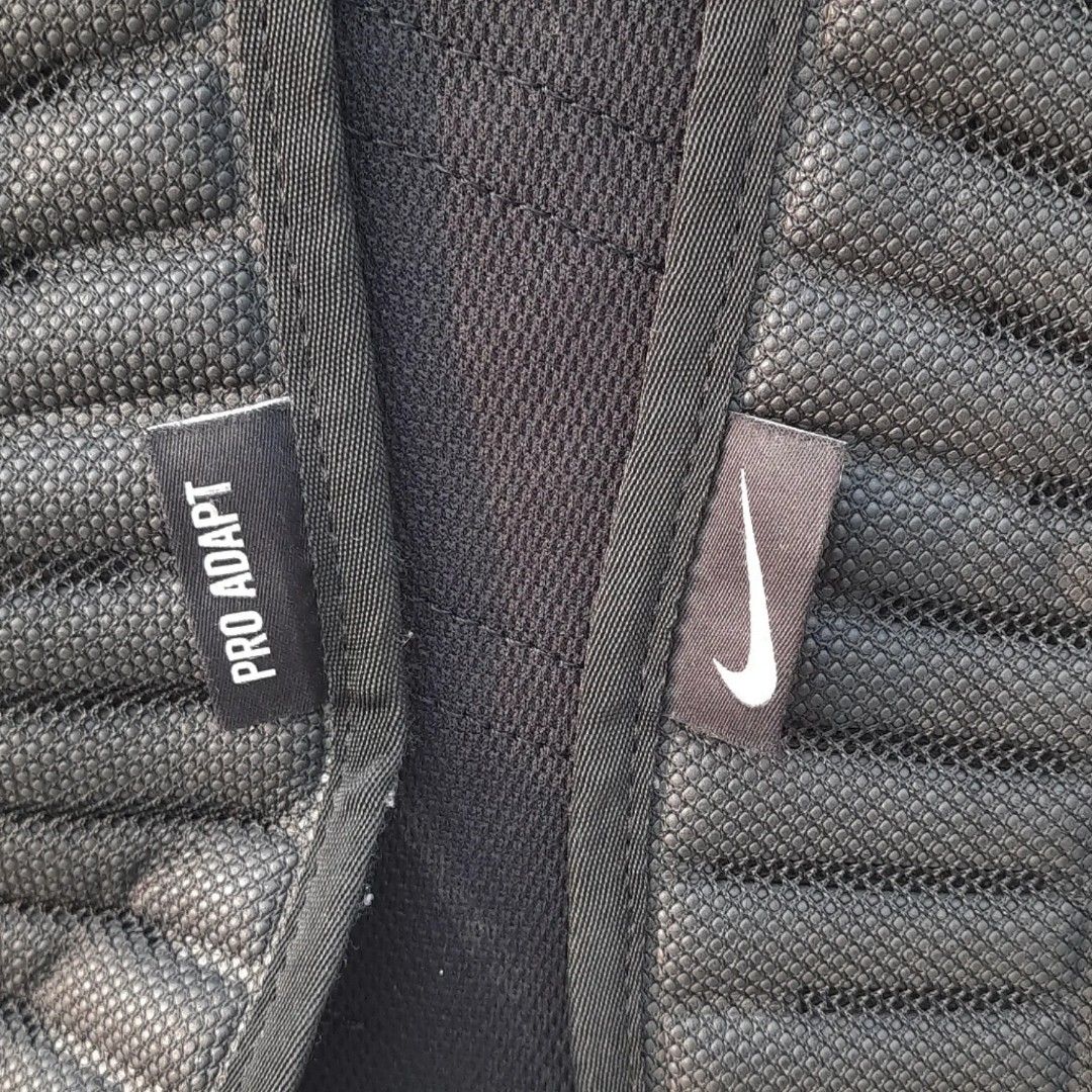 Nike pro adapt Backpack, Fesyen Pria, Tas & Dompet , Ransel di Carousell
