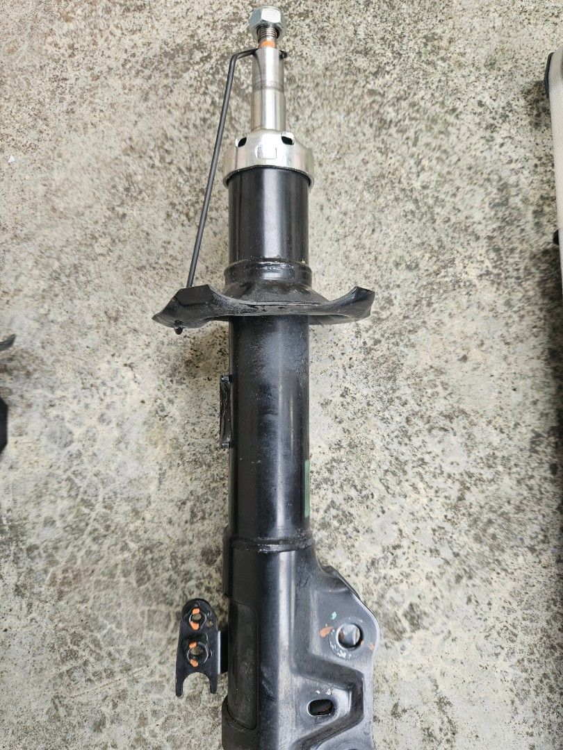 Original Absorber Bezza/Axia 2022, Auto Accessories on Carousell