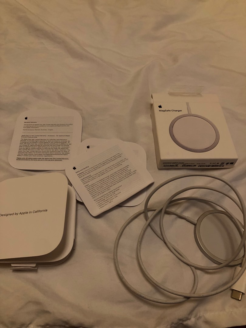 Original MagSafe Charger, Computers & Tech, Parts & Accessories ...