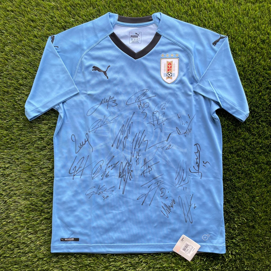 [Signed/Autographed Shirt] Uruguay 2018 Home Squad Signed/Autographed ...