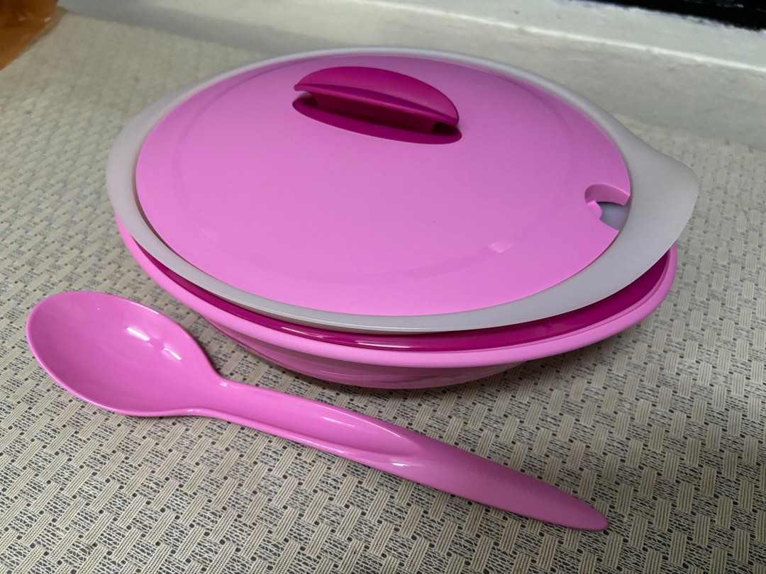 Tupperware insulated server 1.5L with spoon, Furniture & Home Living ...