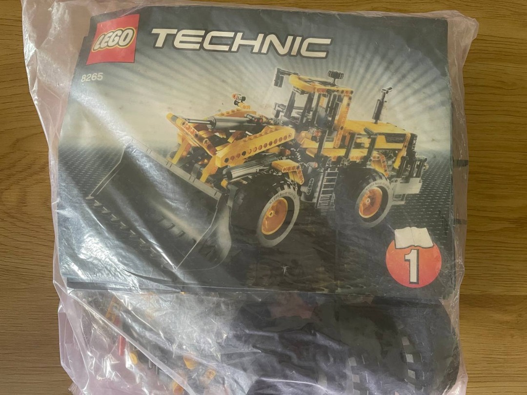 Vintage LEGO Technic Front Loader, Hobbies & Toys, Toys & Games on ...