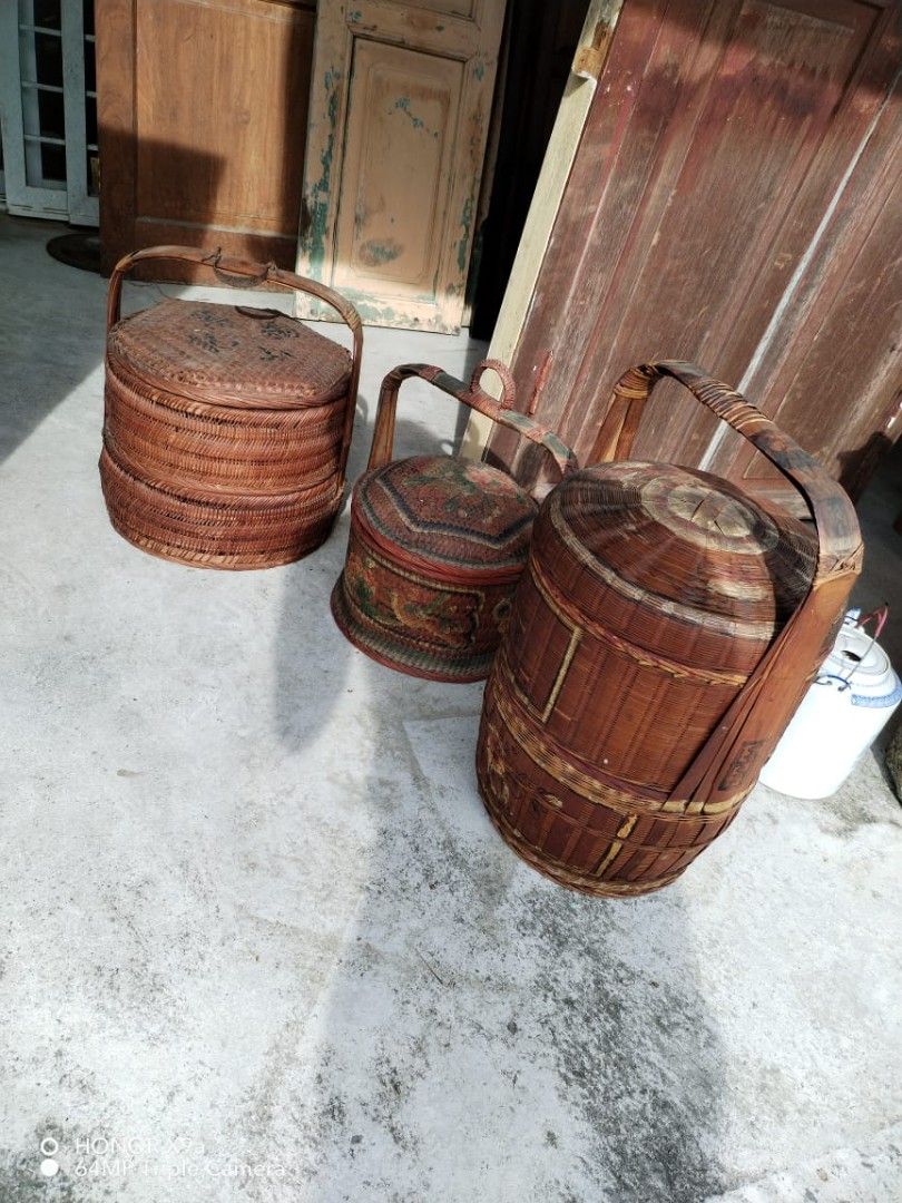 Bakul sia antik, Hobbies & Toys, Collectibles & Memorabilia, Vintage ...
