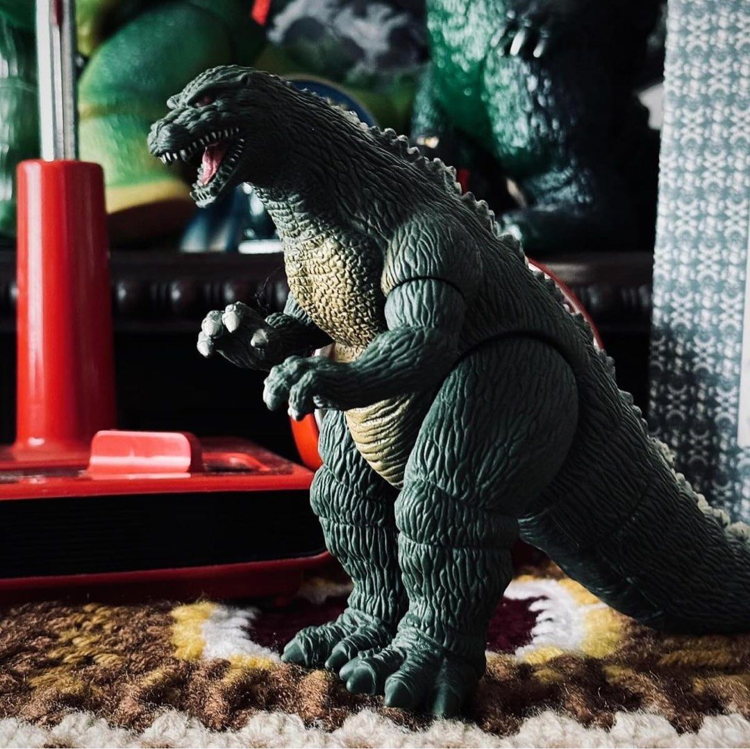 バンダイ｜BANDAI ムービーモンスターシリーズ ゴジラジュニア Godzilla junior 哥吉拉二世 日本製 東寶怪獸 哥吉拉 軟膠玩具 Sofubi, 書籍、休閒與玩具, 玩具、公 ...