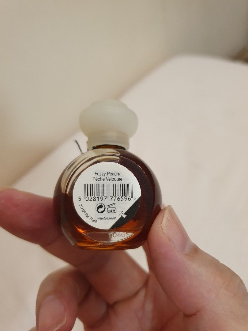 Body Shop Fuzzy Peach perfume oil (huile de parfum). Vintage ...