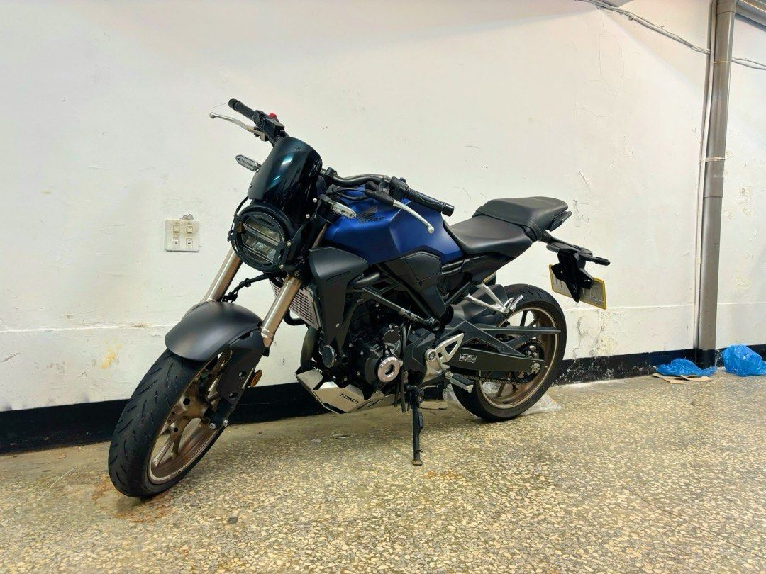 HONDA CB300R 台本車, 機車, 重機在旋轉拍賣
