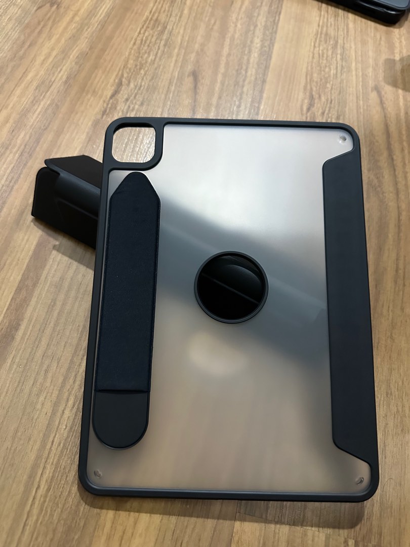 iPad Pro 11" M1/M2 Matte Detachable Case, Mobile Phones & Gadgets ...