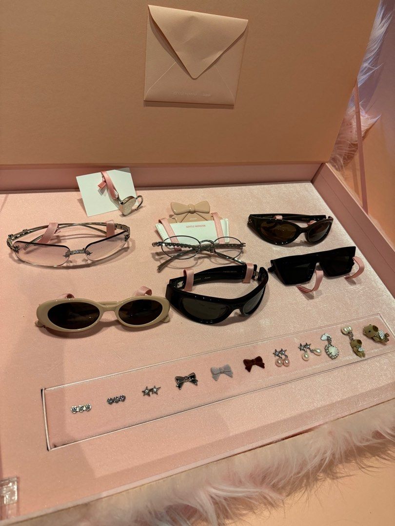 Jennie x Gentle Monster (Jentle Salon) Full PR Kit with UNICORN, Women ...