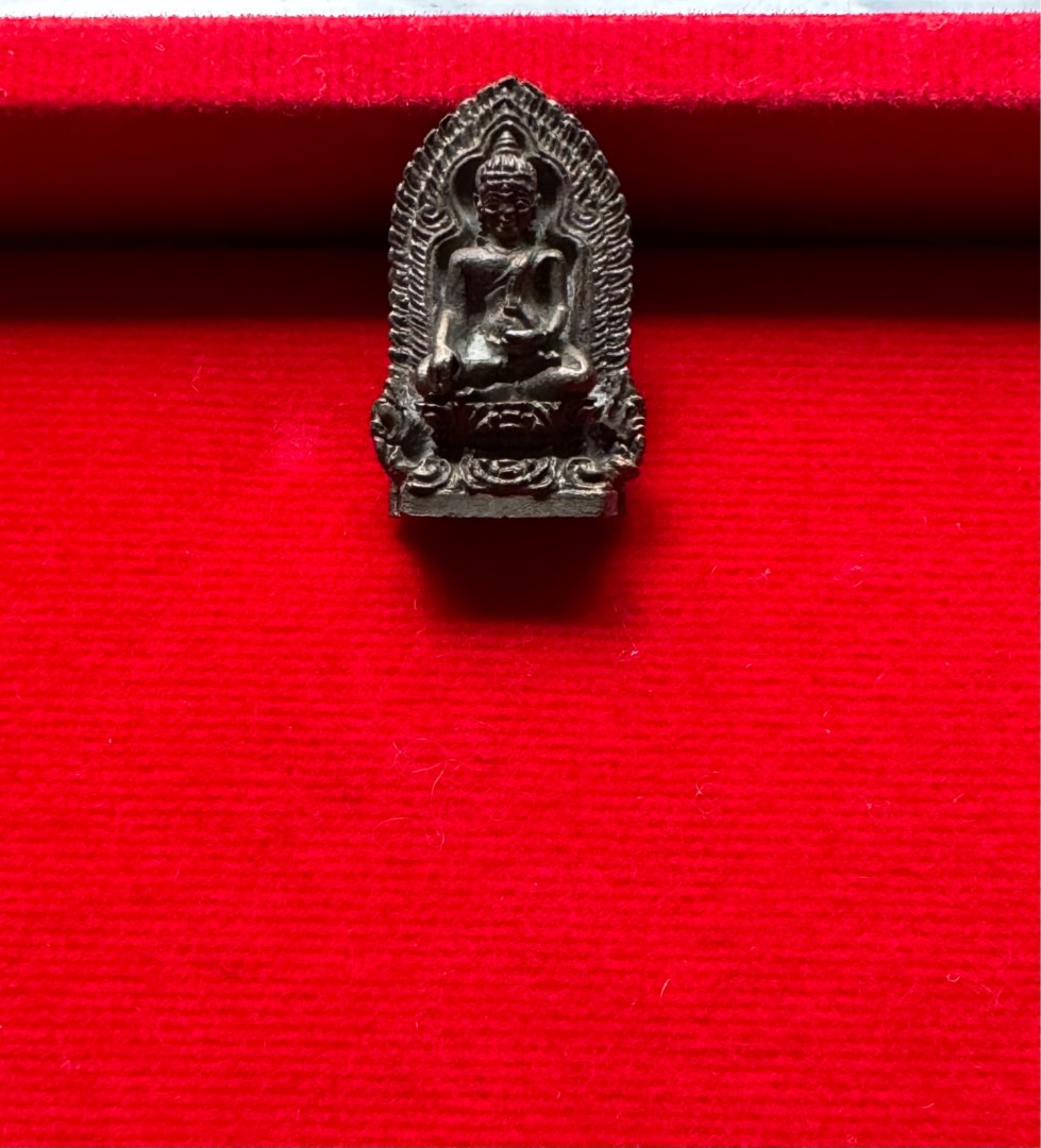 Lp Pae Phra Kring Sum Lopburi, Hobbies & Toys, Memorabilia ...