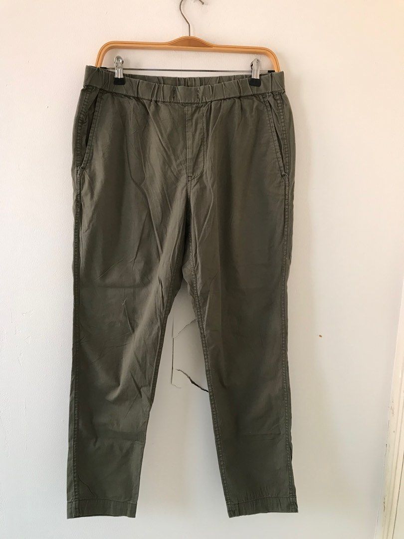MUJI Cutton Pants Pria in Green Army, Fesyen Pria, Pakaian , Bawahan di ...