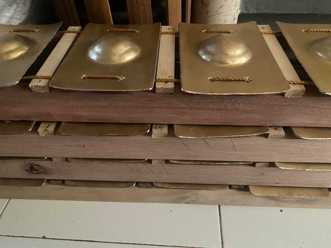 Saronay Philippine Traditional Instrument, Hobbies & Toys, Music ...