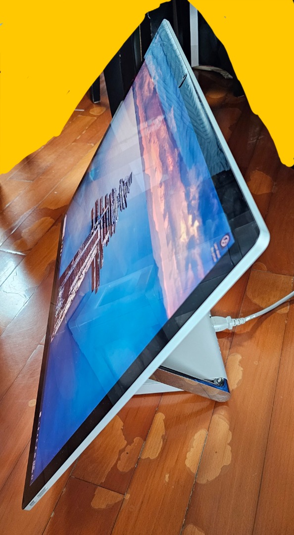 Surface Studio (1) 28”4K Touch Display i7/16GB Ram/1TB SSD All in one ...