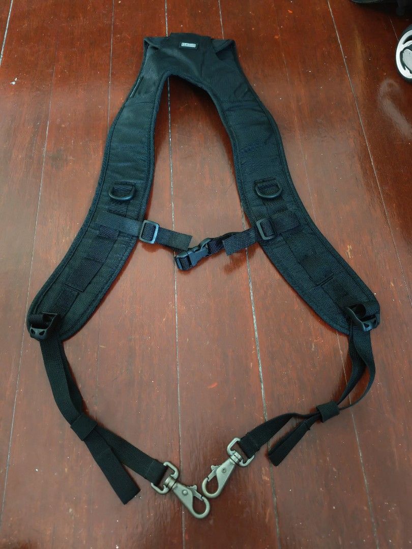 Think tank shoulder harness, Photography, Photography Accessories ...